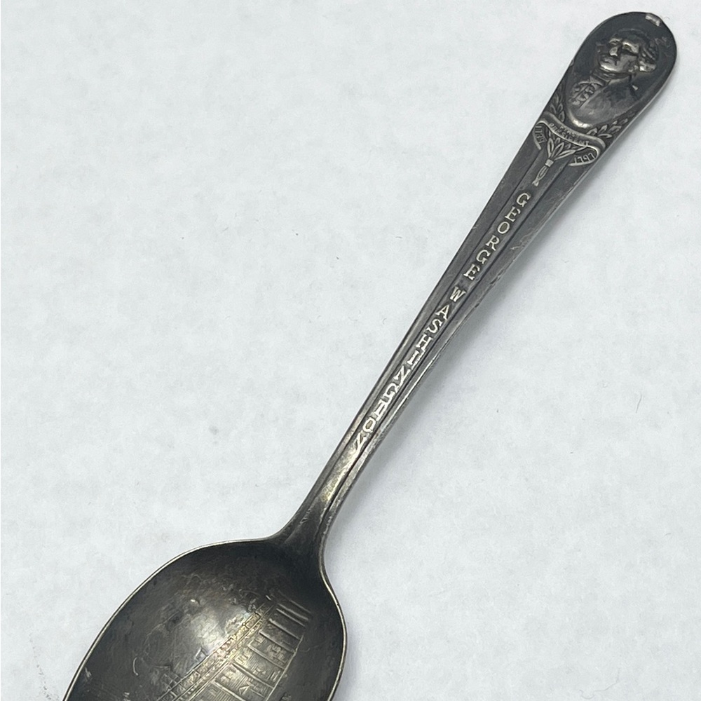 Vintage George Washington Wm Rogers Mfg Spoon - Gem